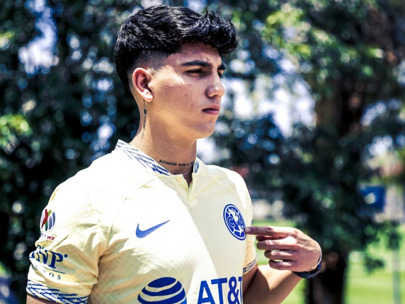 Es oficial, el colimense Kevin Álvarez se integra al América | MEGANOTICIAS Es oficial, el colimense Kevin Álvarez se integra al América | MEGANOTICIAS