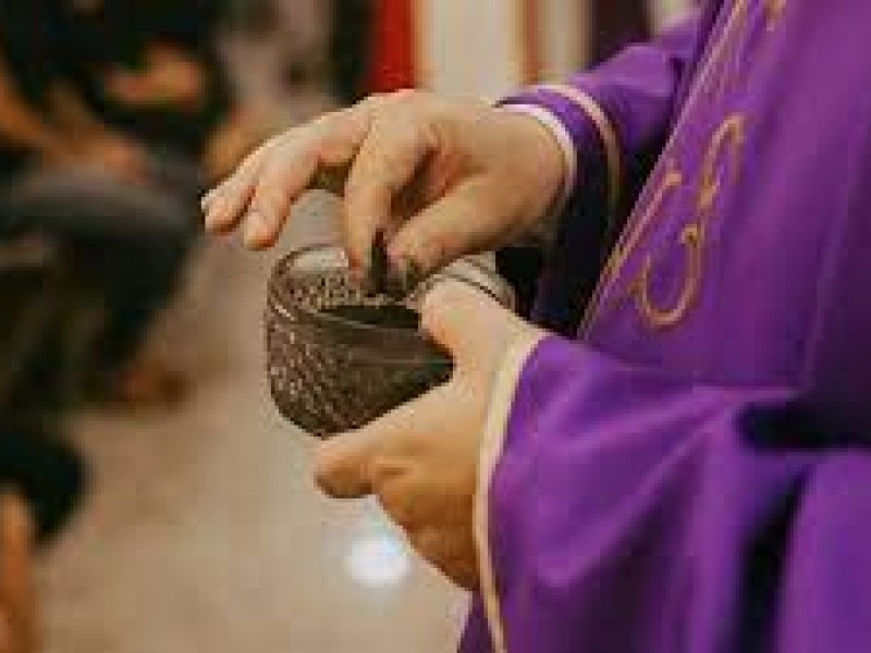 Inicia la Cuaresma, celebra iglesia católica miércoles de ceniza Inicia la Cuaresma, celebra iglesia católica miércoles de ceniza